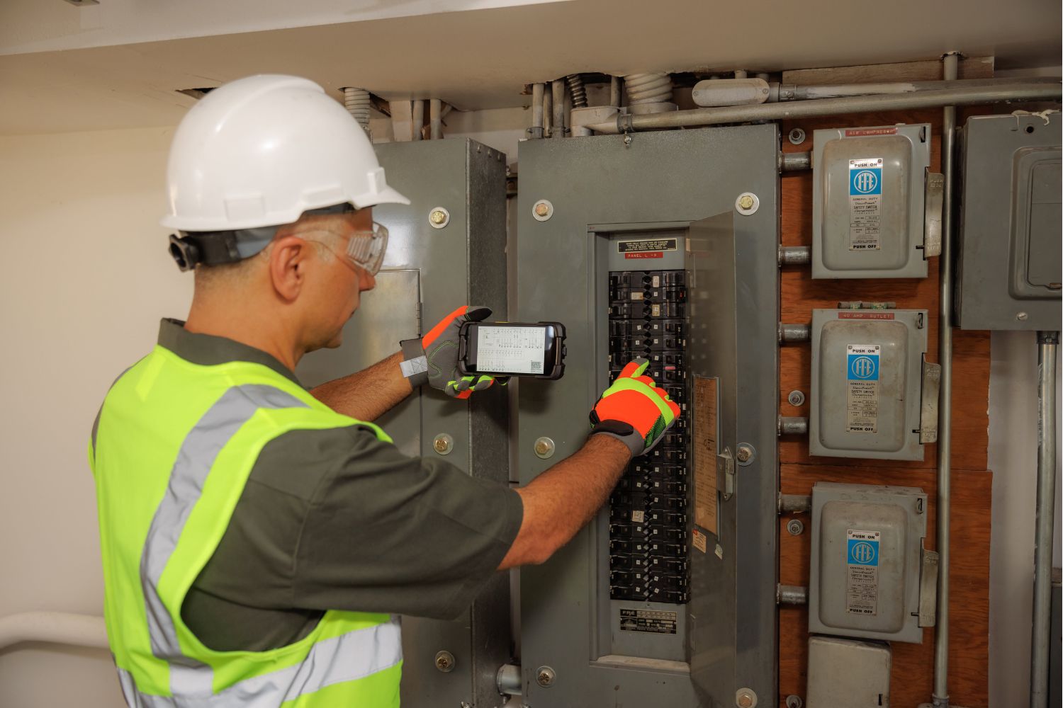 Mobile Computing Solutions for Field Service - CSSI Technologies LLC